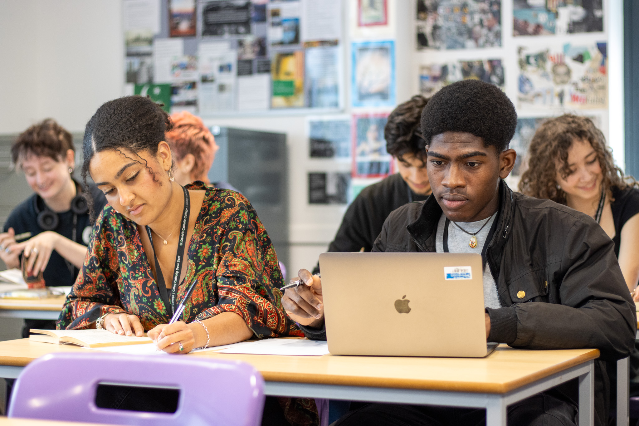 St David's Catholic Sixth Form College - Cardiff