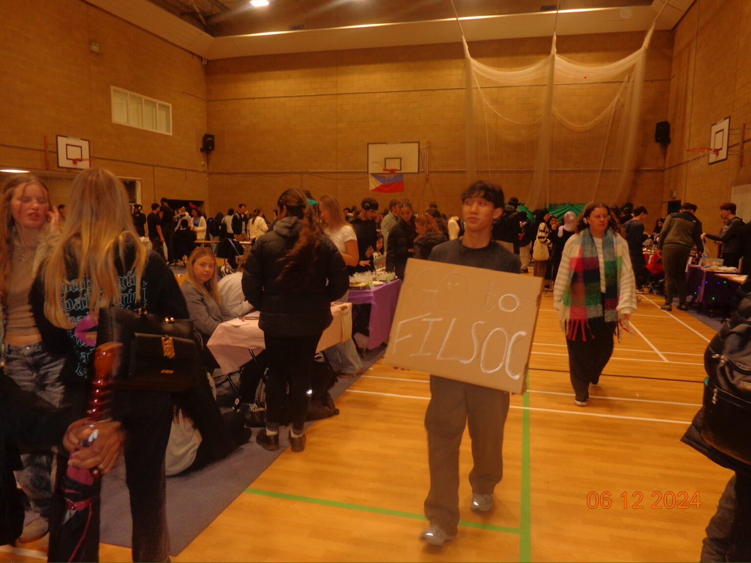 FilSoc make Christmas happen for children in Philippines - St Davids ...